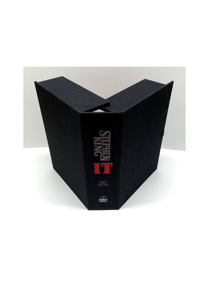 The Casemaker – THE CASEMAKER